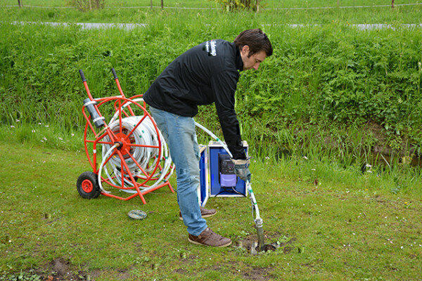 Submersible sampling pump proves indispensable when measuring water ...